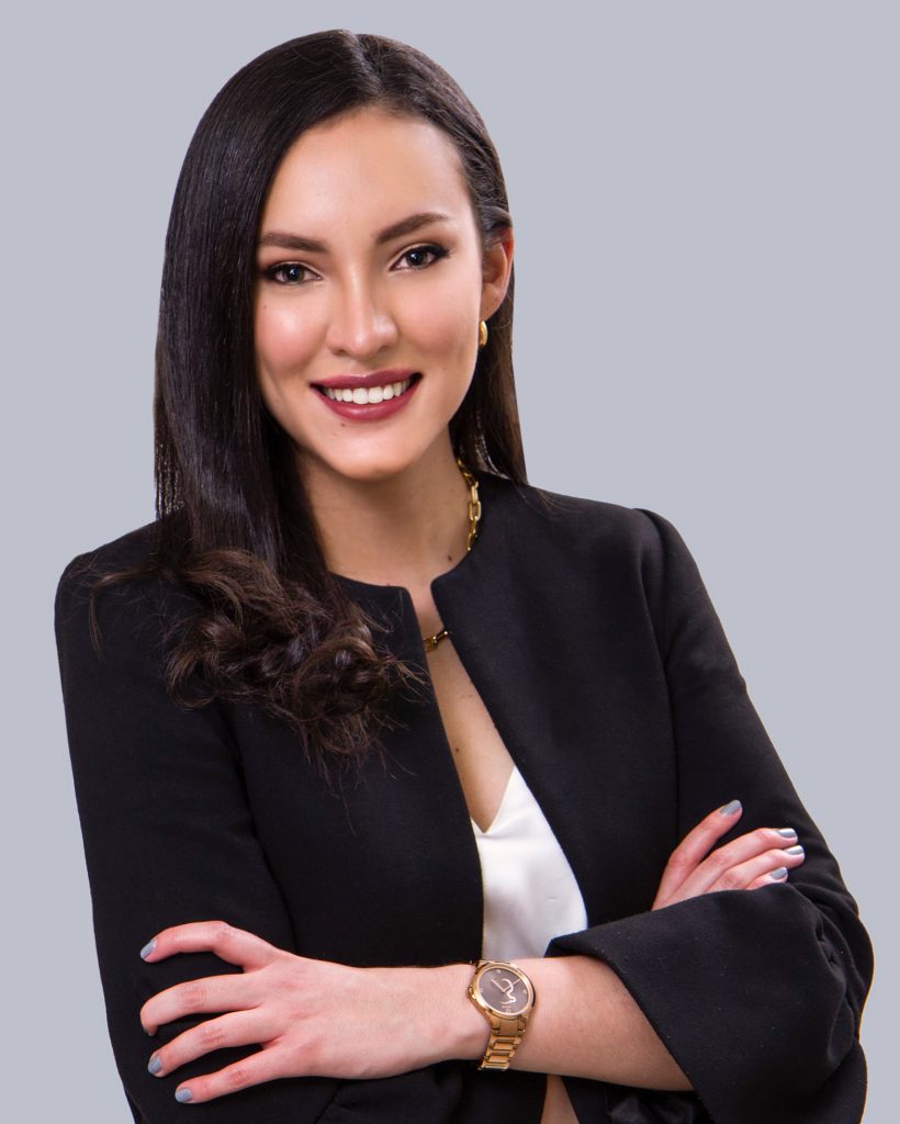 Gaibor Artega Paola – Servicios legales
